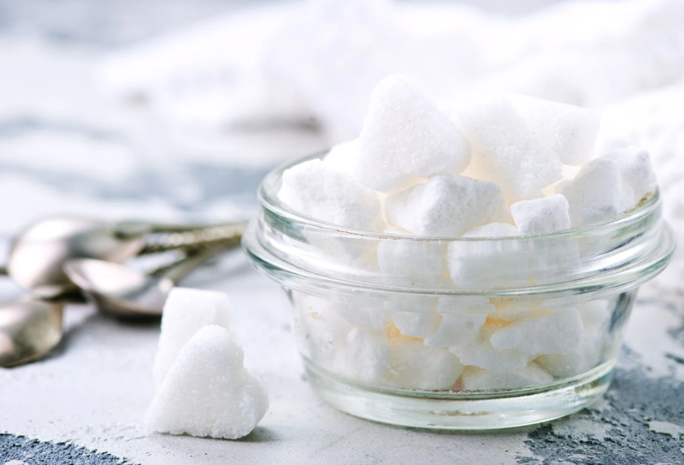 Bee Sugar Syrup Recipes: 2:1 and 1:1 (Fall, Winter & Spring) - 🐝 ...